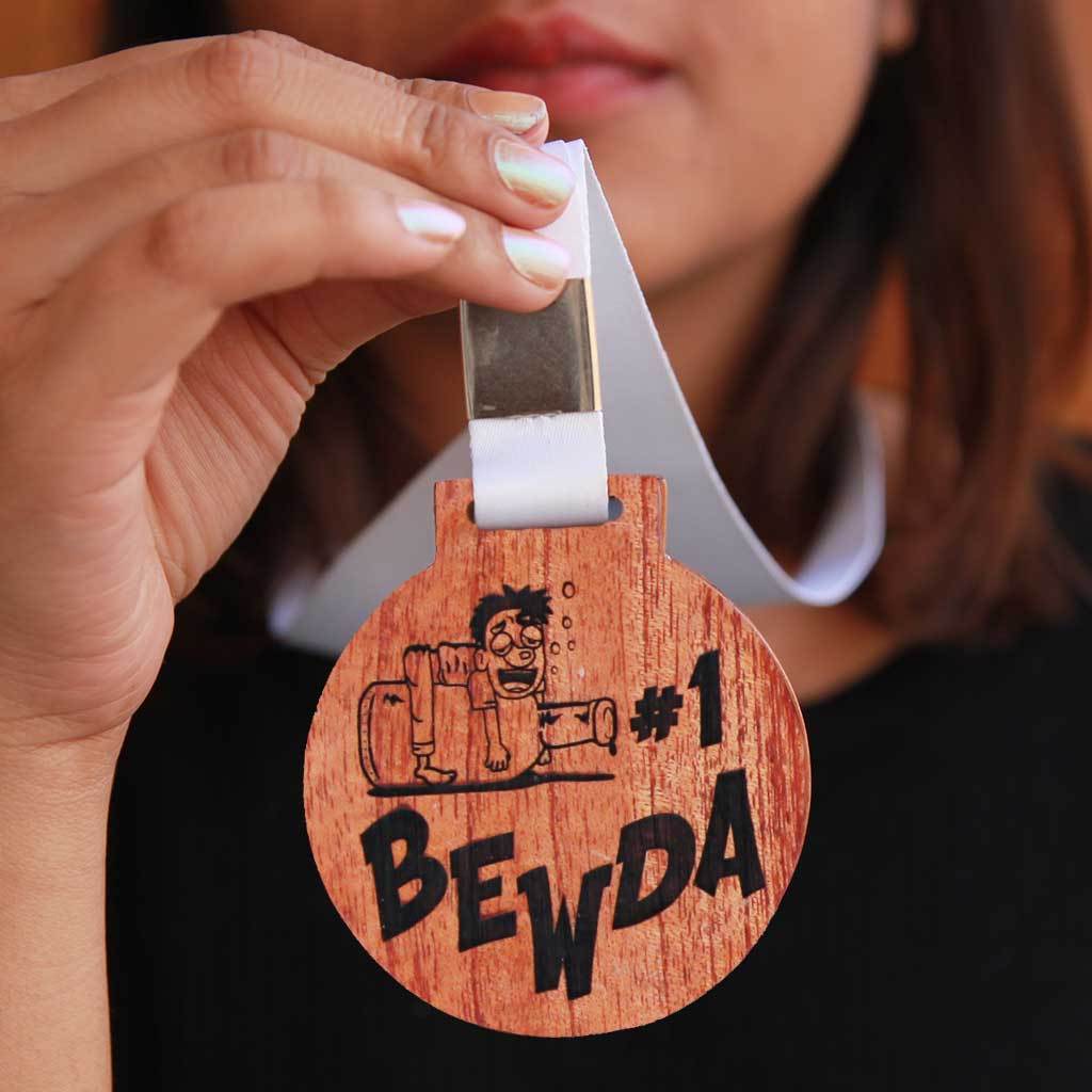 #1 Bewda Engraved Medal - Funny Medals & Awards - Gift for Friends ...