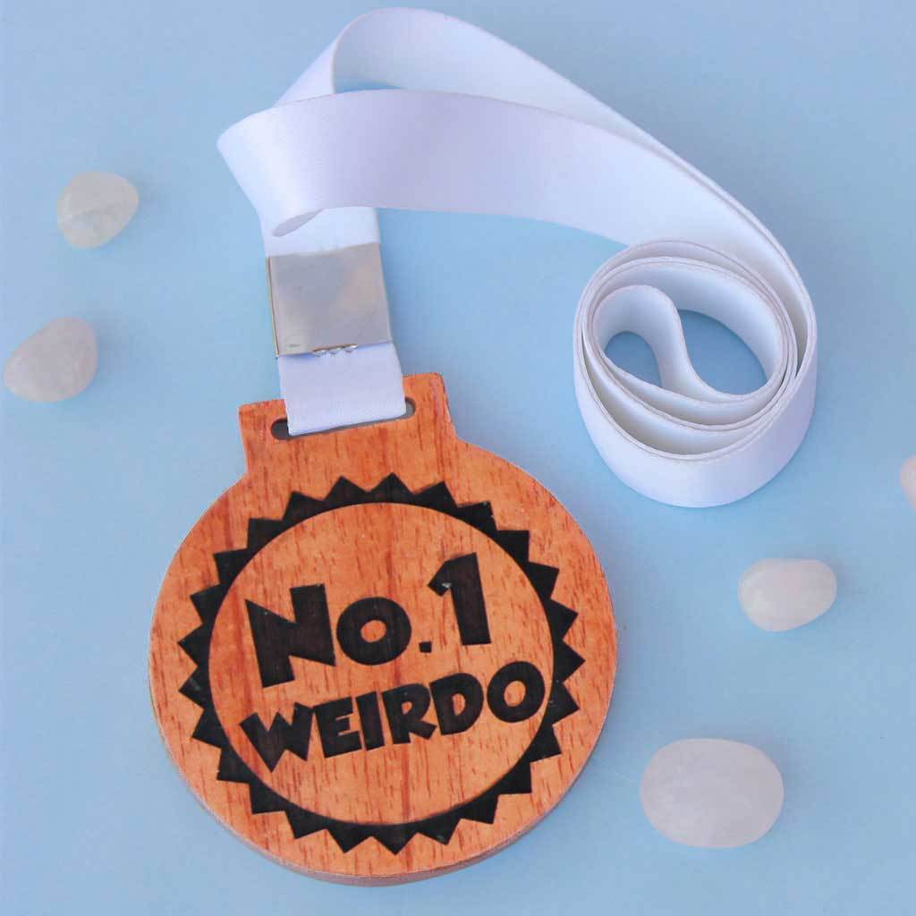 Nagging Queen Wood Medal-Funny Awards for Friends- Order Medals Online ...