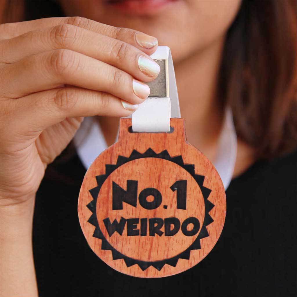 Nagging Queen Wood Medal-Funny Awards for Friends- Order Medals Online ...